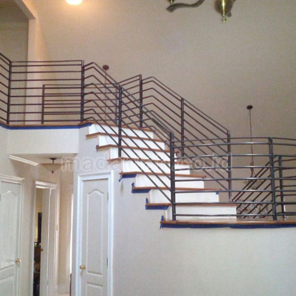 Railing Tangga Besi Hollow Murah Model Terbaru - Madaniah™