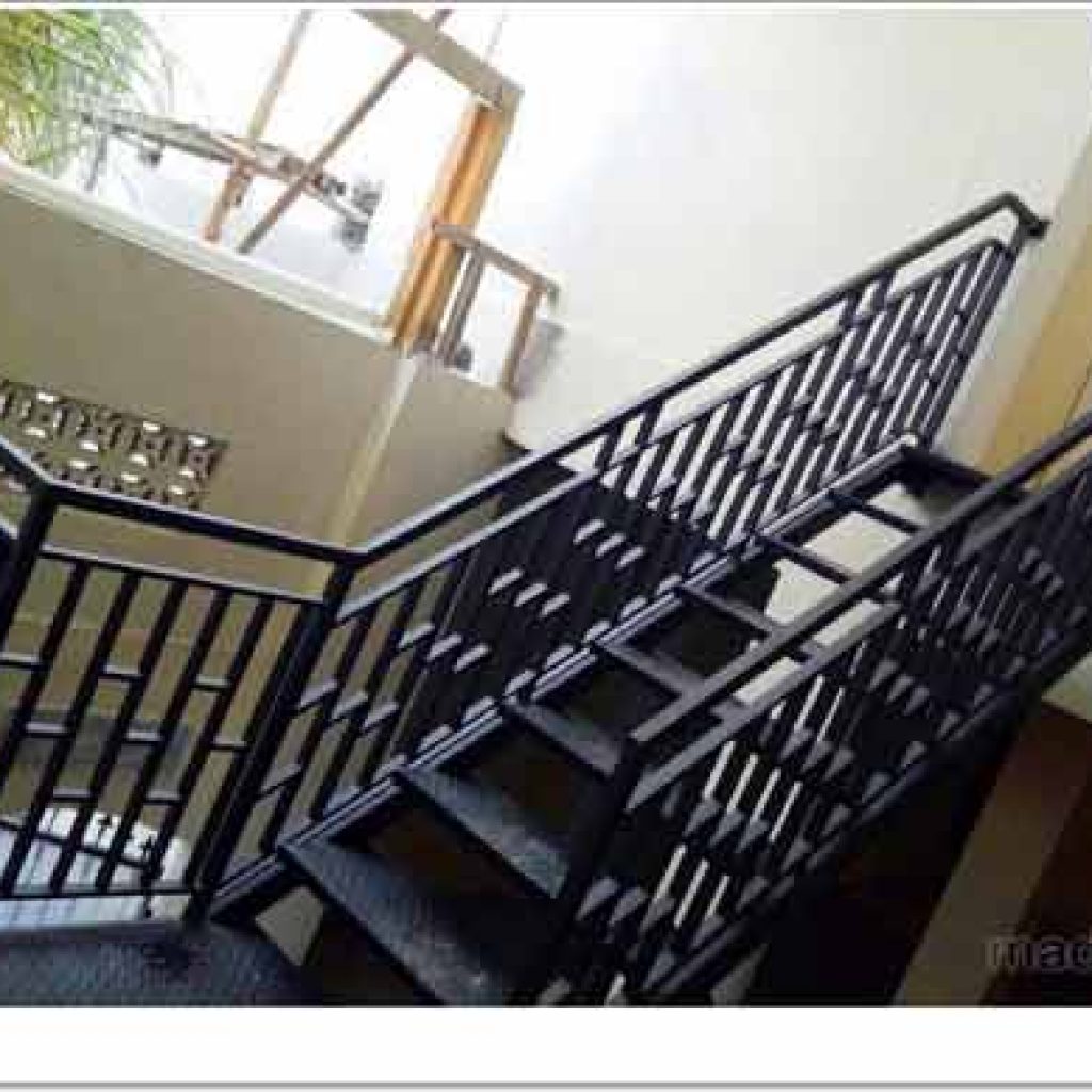 Railing Tangga Baja Ringan Model Terbaru - Madaniah™