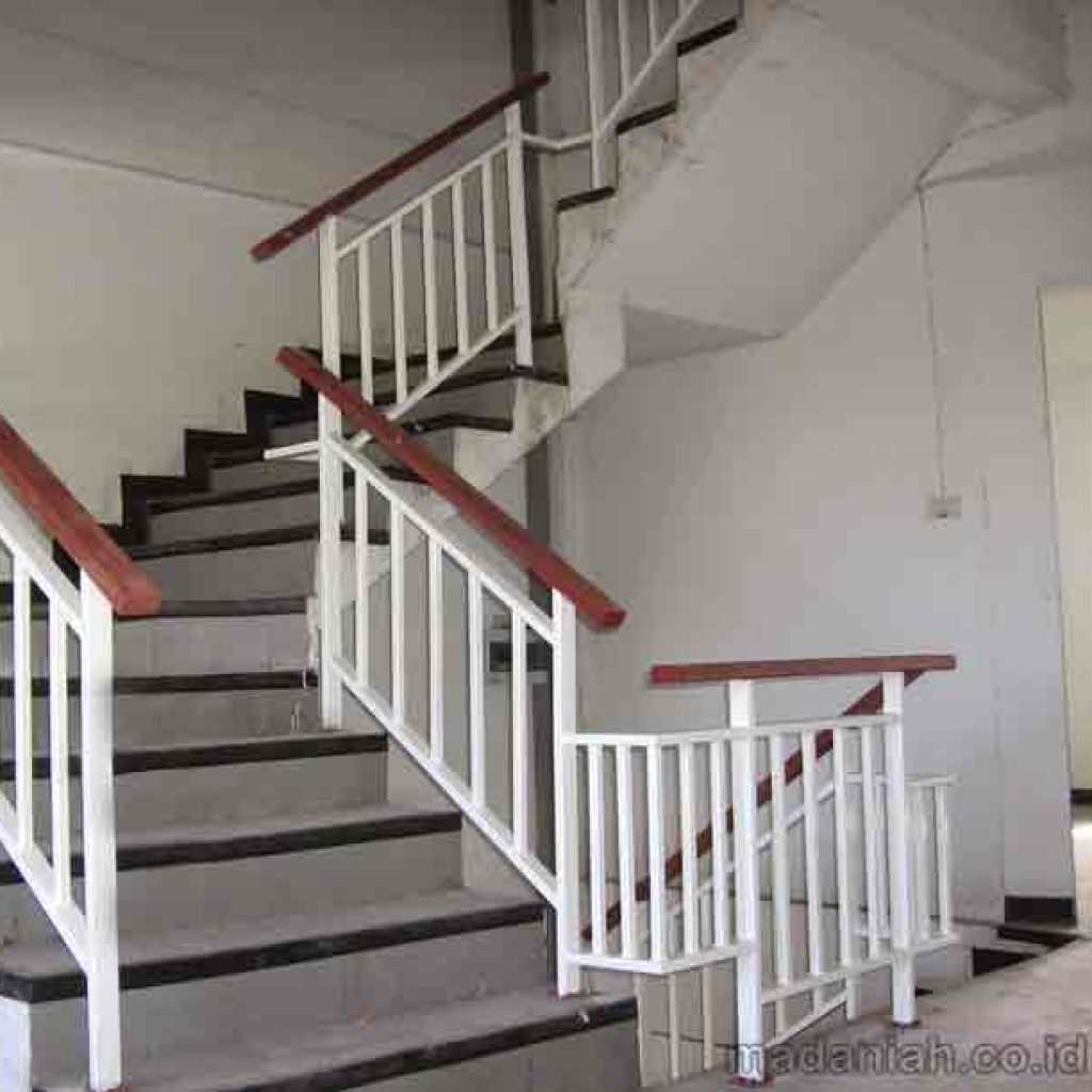 Harga Railing Tangga Besi Hollow Galvanis Kebumen - Madaniah™