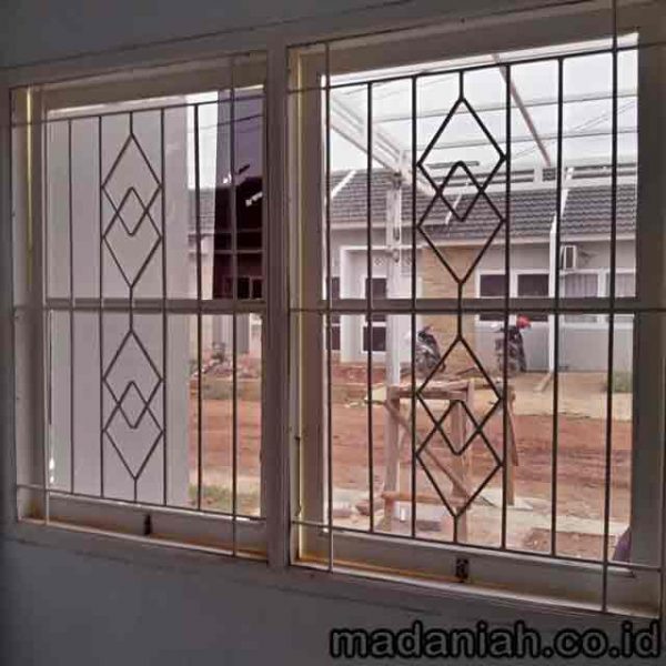 Model Teralis Jendela Simple Terbaru - Madaniah™